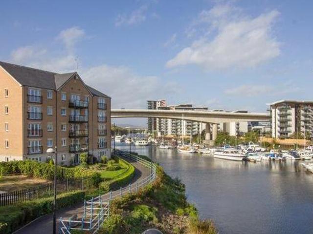 2 Bedroom Flat For Sale In River Walk