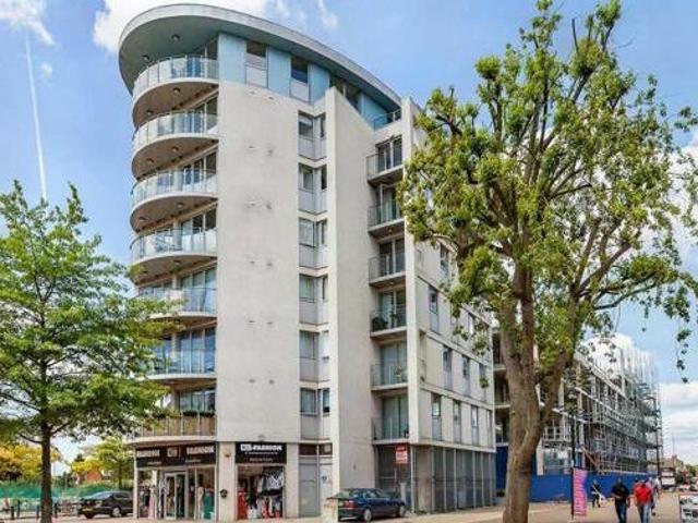 2 Bedroom Flat For Sale In Romford
