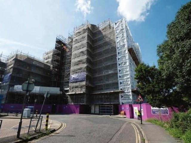 2 Bedroom Flat For Sale In Romford
