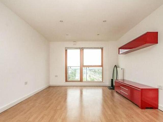 2 Bedroom Flat For Sale In Romford
