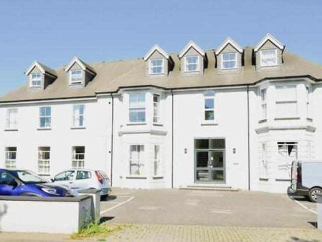 2 Bedroom Flat For Sale In Romney Marsh, Kent