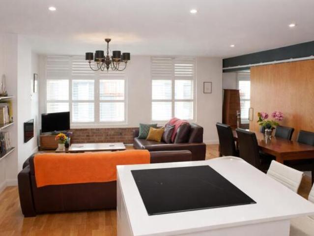 2 bedroom flat for sale in Robert Street, Brighton, BN1