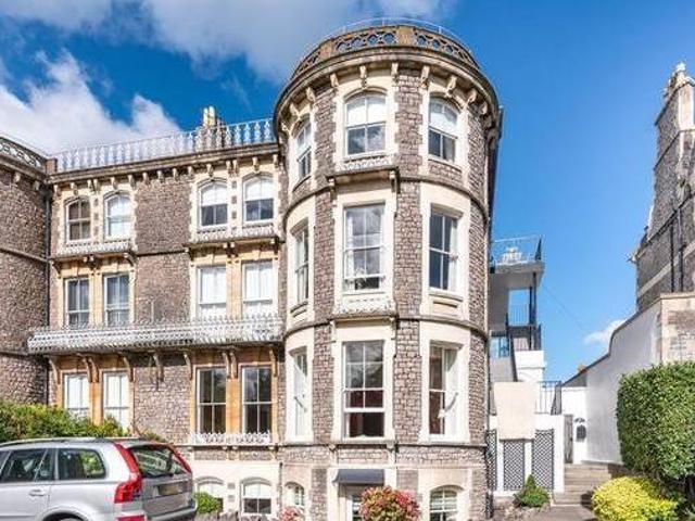 2 bedroom flat for sale in Rockleaze Sneyd Park BS9