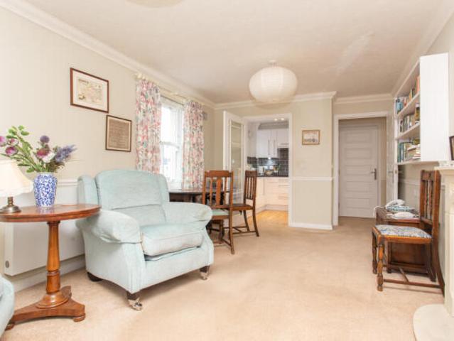 2 bedroom flat for sale in Roper Road, Canterbury, CT2