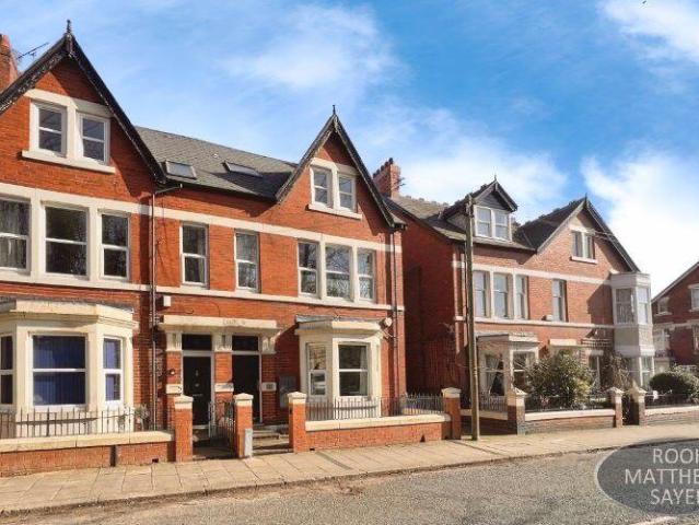2 bedroom flat for sale in Rosebery Crescent, Jesmond Vale, Newcastle Upon Tyne, NE2