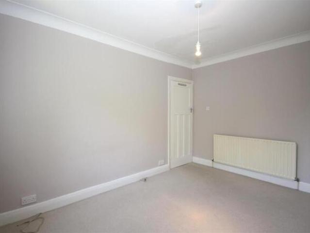 2 bedroom flat for sale in Rosemary Gardens, East Sheen, SW14