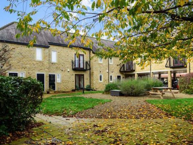2 bedroom flat for sale in Roseville Avenue Harrogate North Yorkshire UK HG1