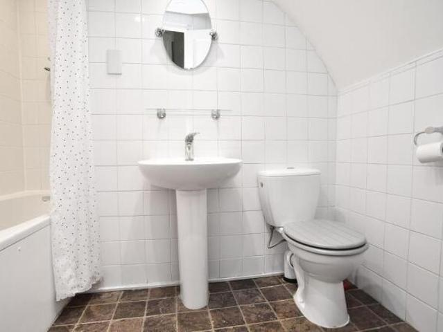 2 bedroom flat for sale in Roslyn Road, Harrogate, HG2
