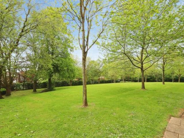 2 bedroom flat for sale in Rothesay Gardens, Wolverhampton, West Midlands, WV4