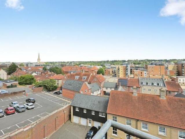 2 bedroom flat for sale in Rouen Road, Norwich, NR1