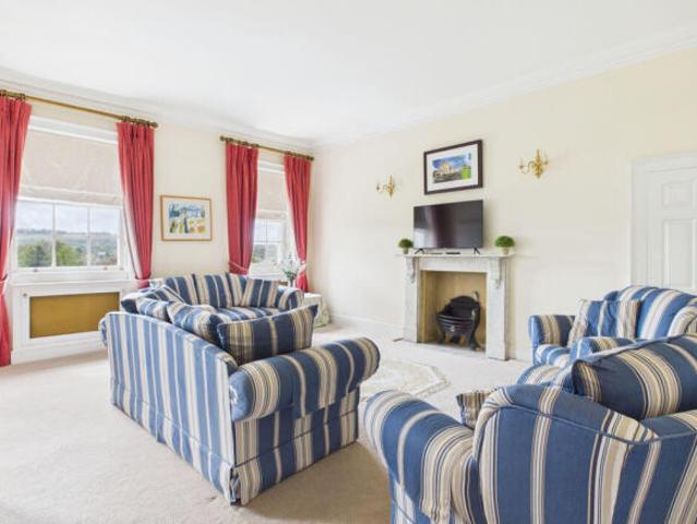 2 bedroom flat for sale in Royal Crescent, City Centre, Bath, BA1