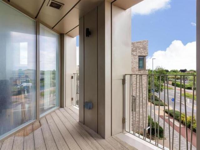 2 bedroom flat for sale in Rudduck Way, Cambridge, CB3