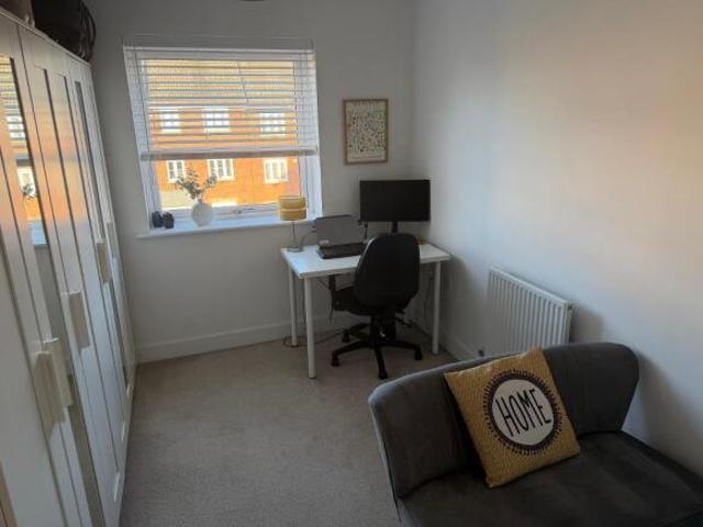 2 bedroom flat for sale in Santa Cruz Avenue, Newton Leys, Milton Keynes, Buckinghamshire, MK3 5PU, MK3