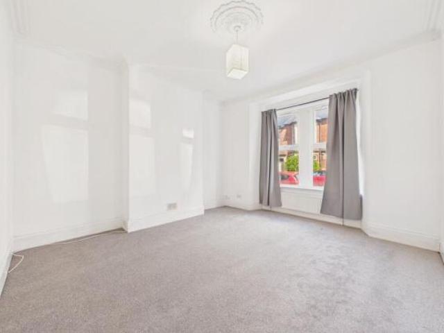 2 bedroom flat for sale in Sandringham Road, Gosforth, NE3