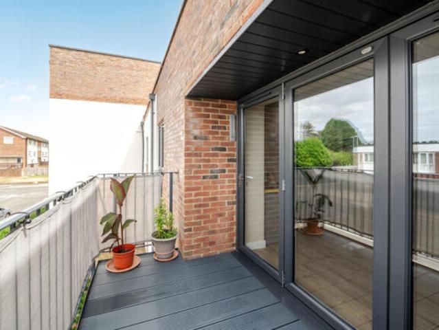 2 bedroom flat for sale in Salvington Road, Worthing, West Sussex, BN13