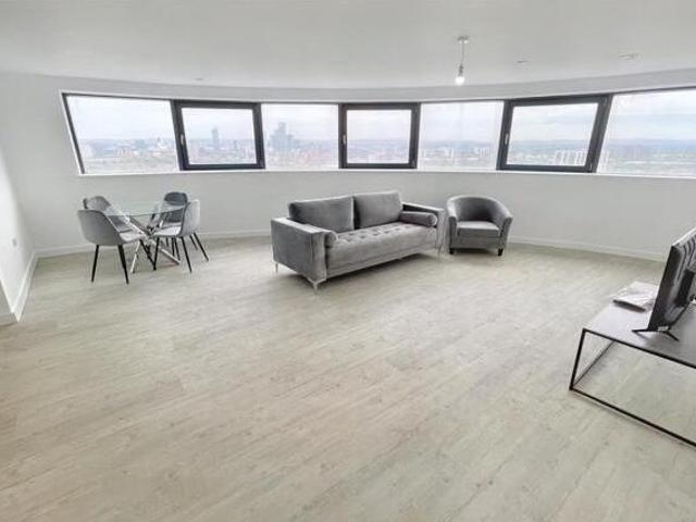 2 Bedroom Flat For Sale In Salford, Greater Manchester