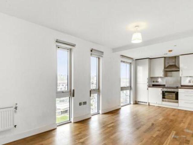 2 Bedroom Flat For Sale In Se18 6gz, London