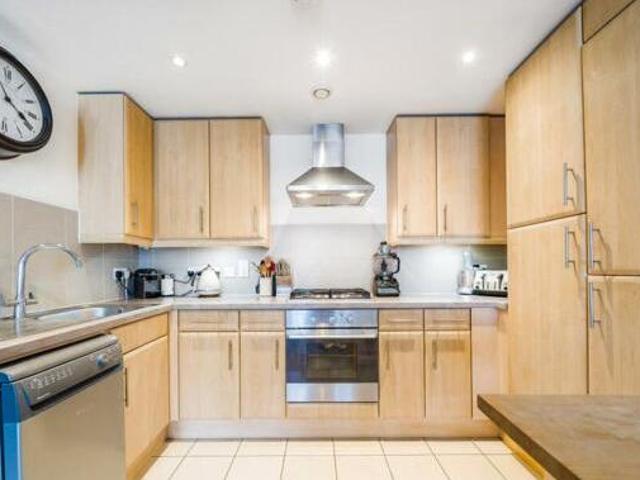 2 Bedroom Flat For Sale In Se11