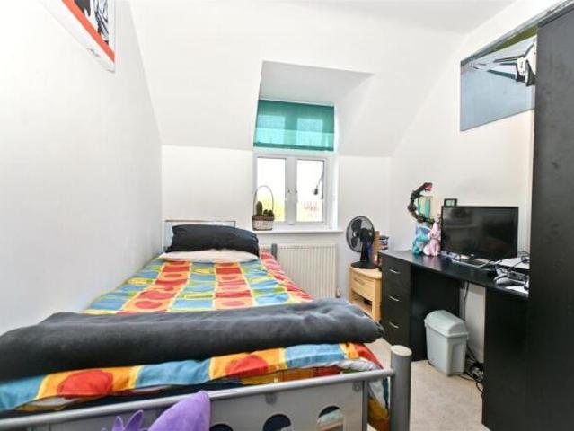 2 bedroom flat for sale in Seaside, Eastbourne, BN22