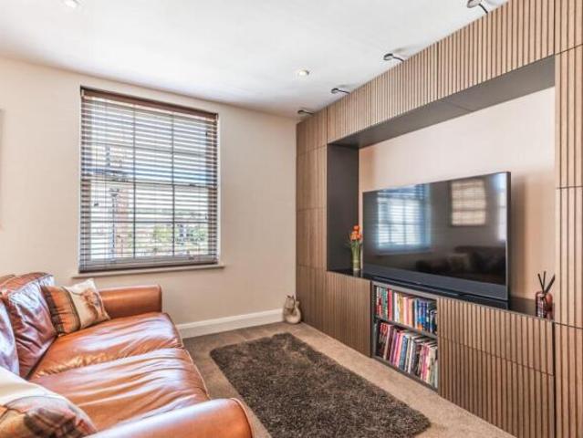 2 bedroom flat for sale in Second Floor Apartment in Norwich Close to the River, NR1