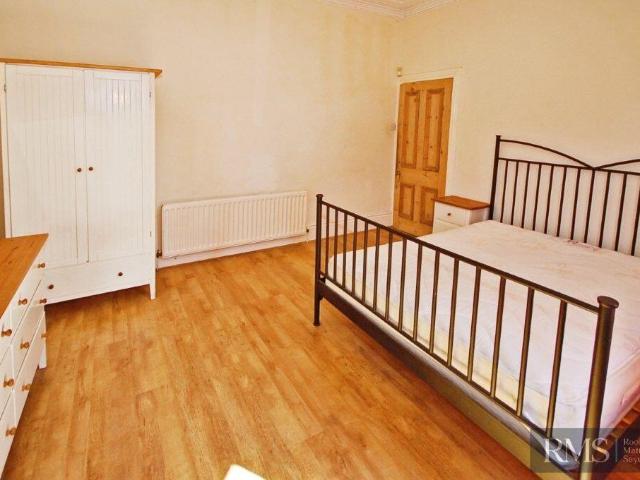 2 bedroom flat for sale in Shortridge Terrace, Newcastle Upon Tyne, NE2