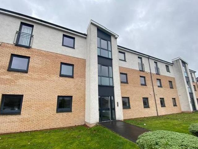 2 bedroom flat for sale in Shawfarm Gardens Prestwick Ayrshire KA9
