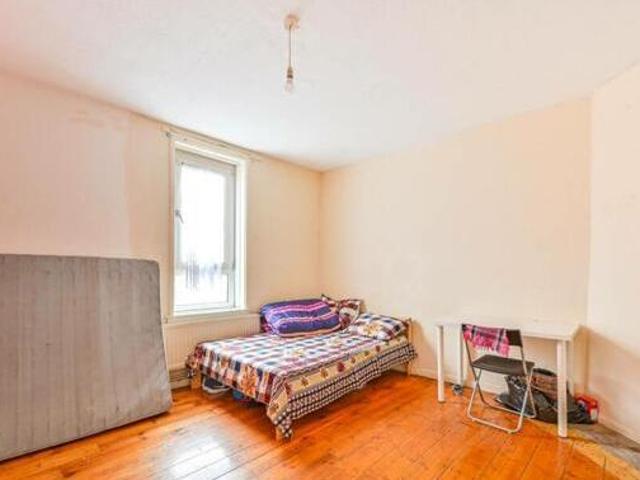 2 Bedroom Flat For Sale In Shadwell, London