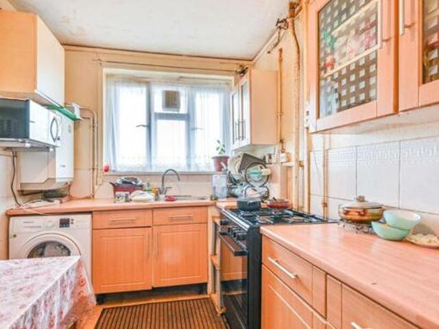 2 Bedroom Flat For Sale In Shadwell, London