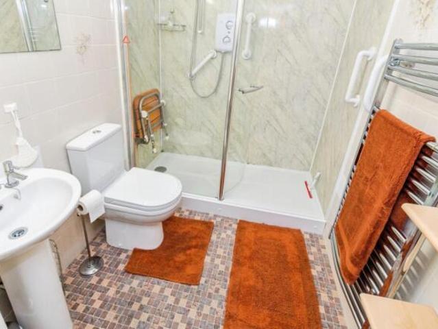 2 bedroom flat for sale in Shaftesbury Avenue, Southampton, Hampshire, SO17