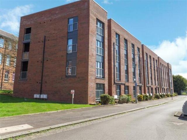 2 bedroom flat for sale in Shanks Street, Glasgow, G20