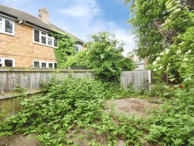 2 bedroom flat for sale in Shevon Way, BRENTWOOD, CM14