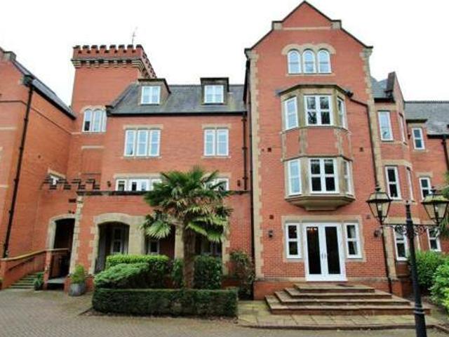 2 Bedroom Flat For Sale In Singleton