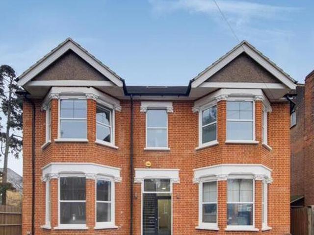 2 Bedroom Flat For Sale In Sidcup, Kent