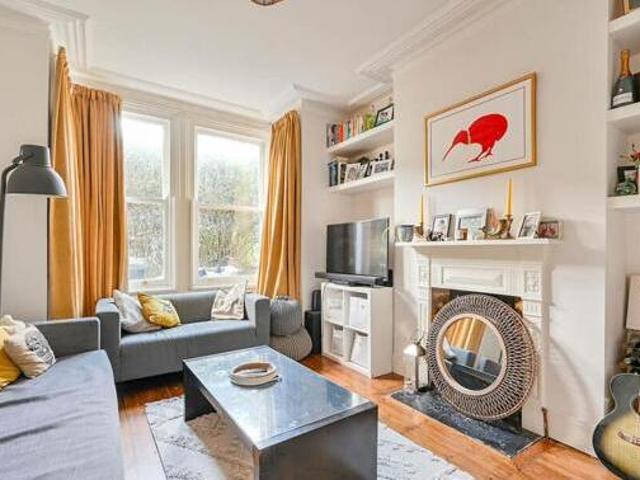 2 Bedroom Flat For Sale In South Acton, London