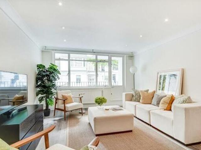 2 Bedroom Flat For Sale In South Kensington, London