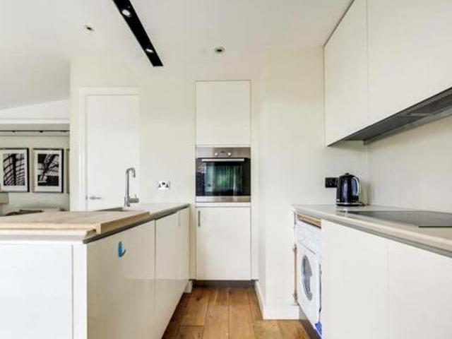 2 Bedroom Flat For Sale In South Kensington, London