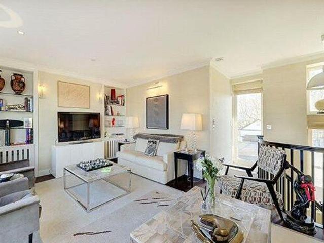 2 Bedroom Flat For Sale In South Kensington, London