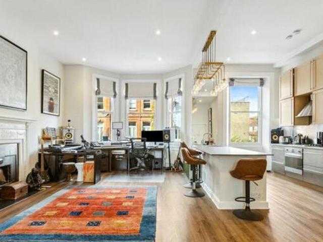 2 Bedroom Flat For Sale In South Kensington