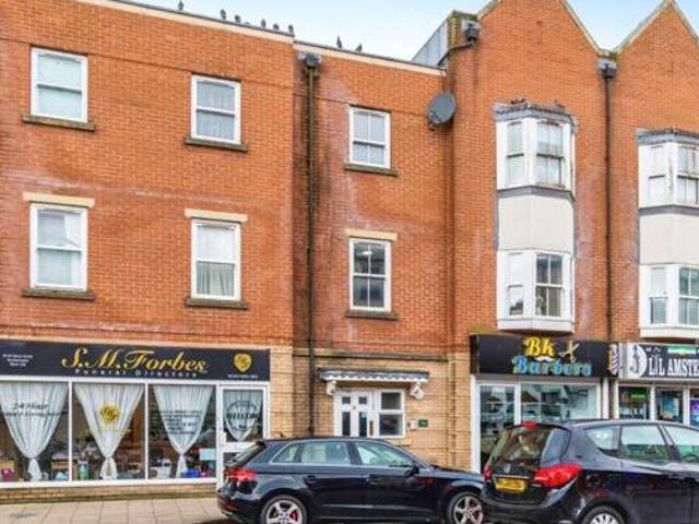 2 Bedroom Flat For Sale In Southampton, Hampshire