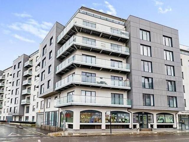 2 Bedroom Flat For Sale In Southampton, Hampshire
