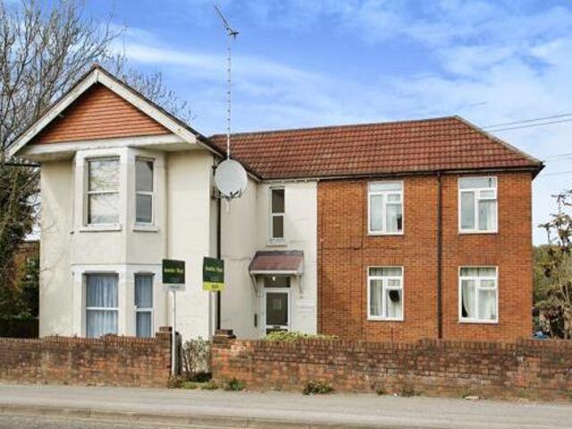 2 Bedroom Flat For Sale In Southampton, Hampshire