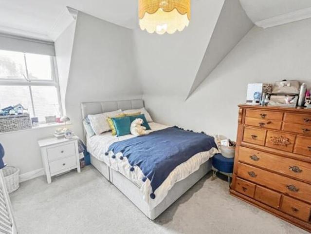 2 bedroom flat for sale in Southbourne, BH6