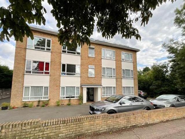 2 Bedroom Flat For Sale In Southbourne Grove