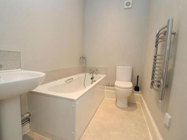 2 bedroom flat for sale in Southgate Street, Gloucester, GL1