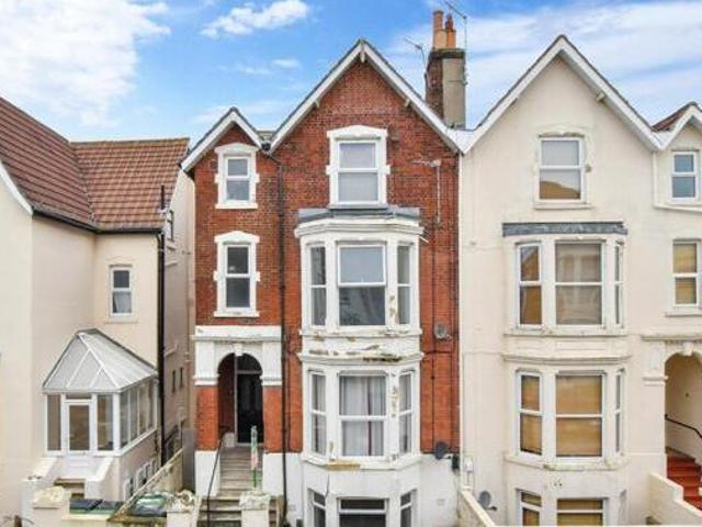 2 Bedroom Flat For Sale In Southsea
