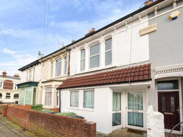 2 Bedroom Flat For Sale In Southsea, Hampshire