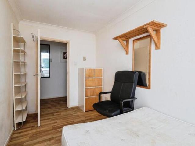 2 bedroom flat for sale in Slade Lane, Manchester, Greater Manchester, M19