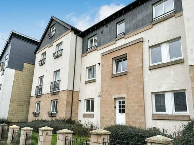 2 bedroom flat for sale in Spring Gardens Edinburgh EH8