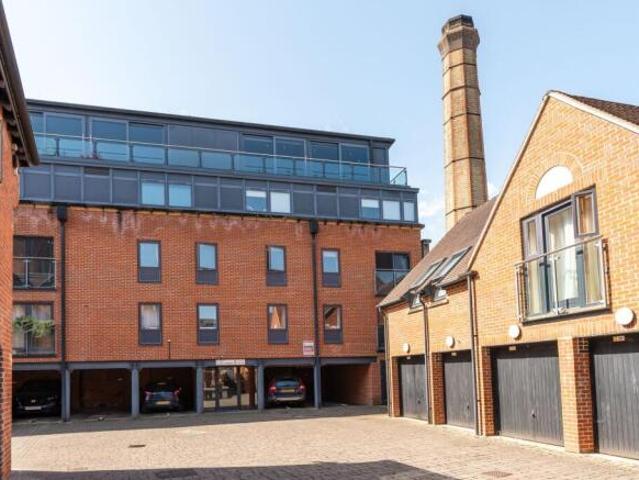 2 bedroom flat for sale in St. Thomas Street, The Lion Brewery St. Thomas Street, OX1