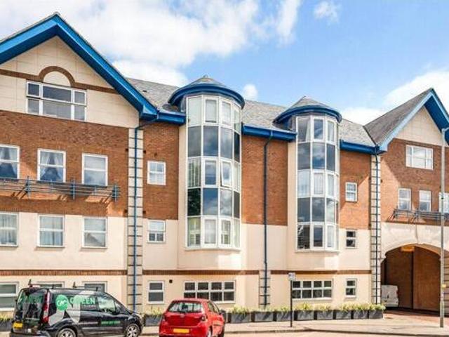 2 Bedroom Flat For Sale In St. Albans